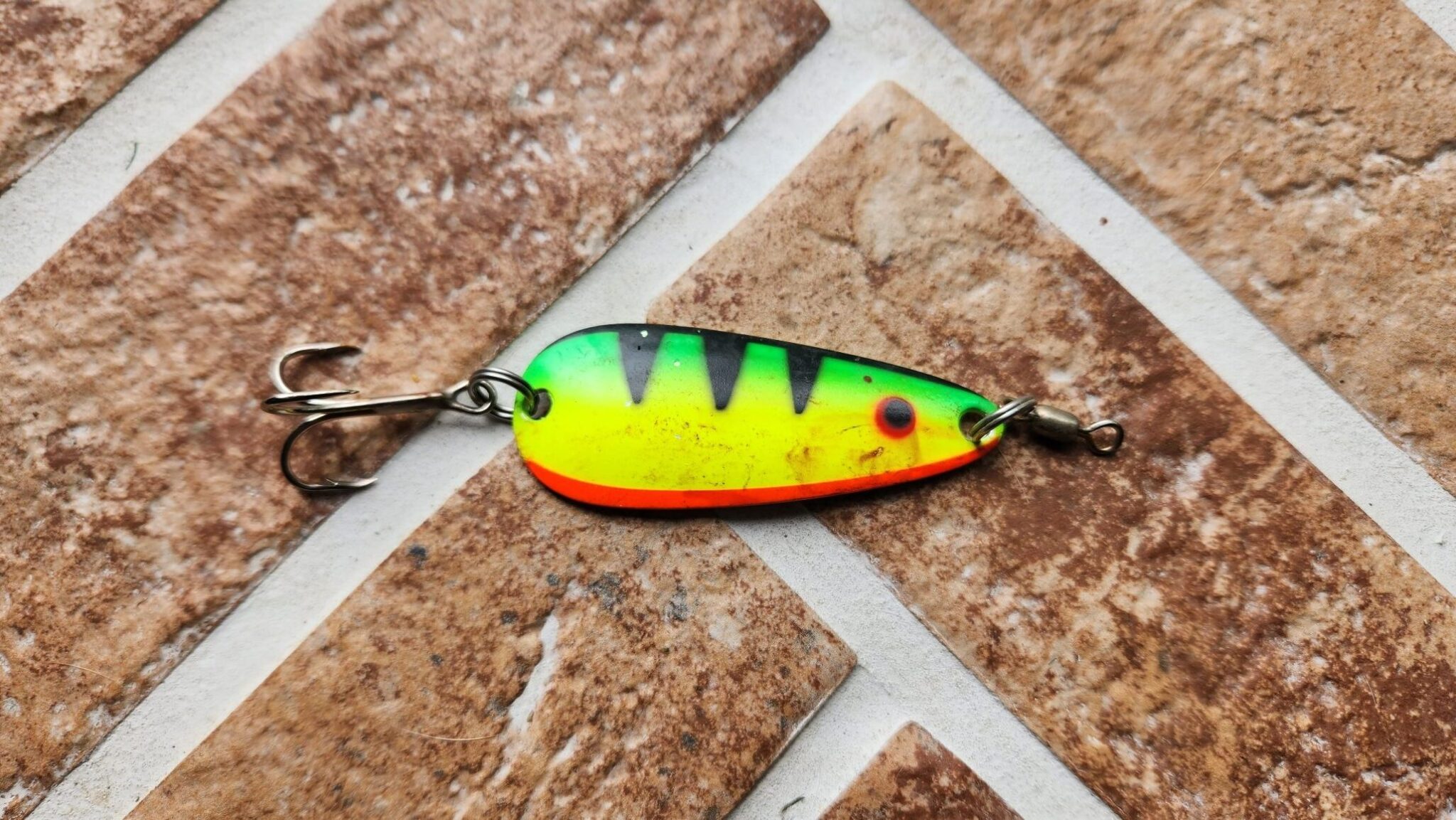 Spoons: Your complete fishing guide. - Fishing 101